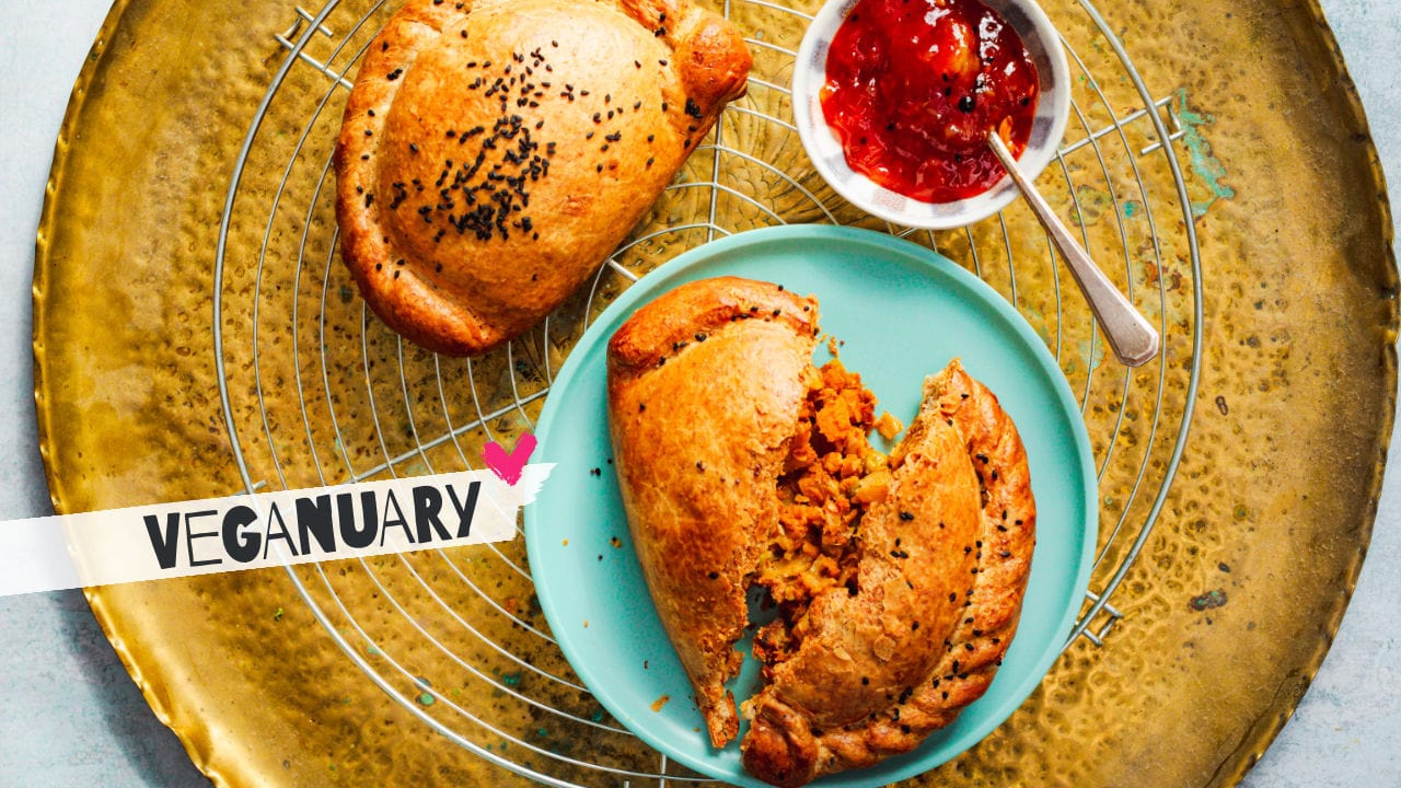 Award Winning Pies, Pasties, Pork Pies & Sausage Rolls By Post – Chunk ...